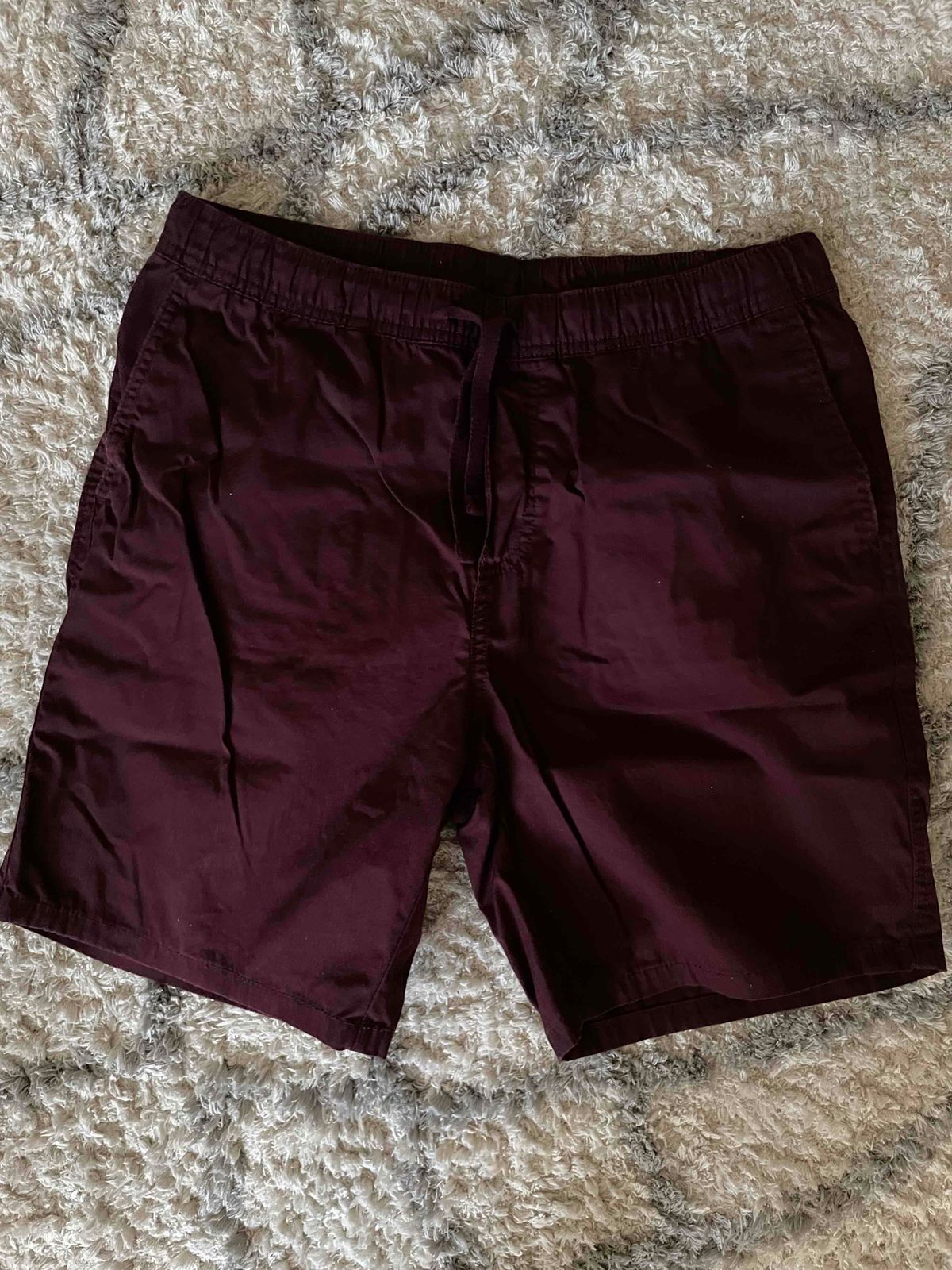 Yaga - Osta ja müü turvaliselt uut ja kasutatud kaupa